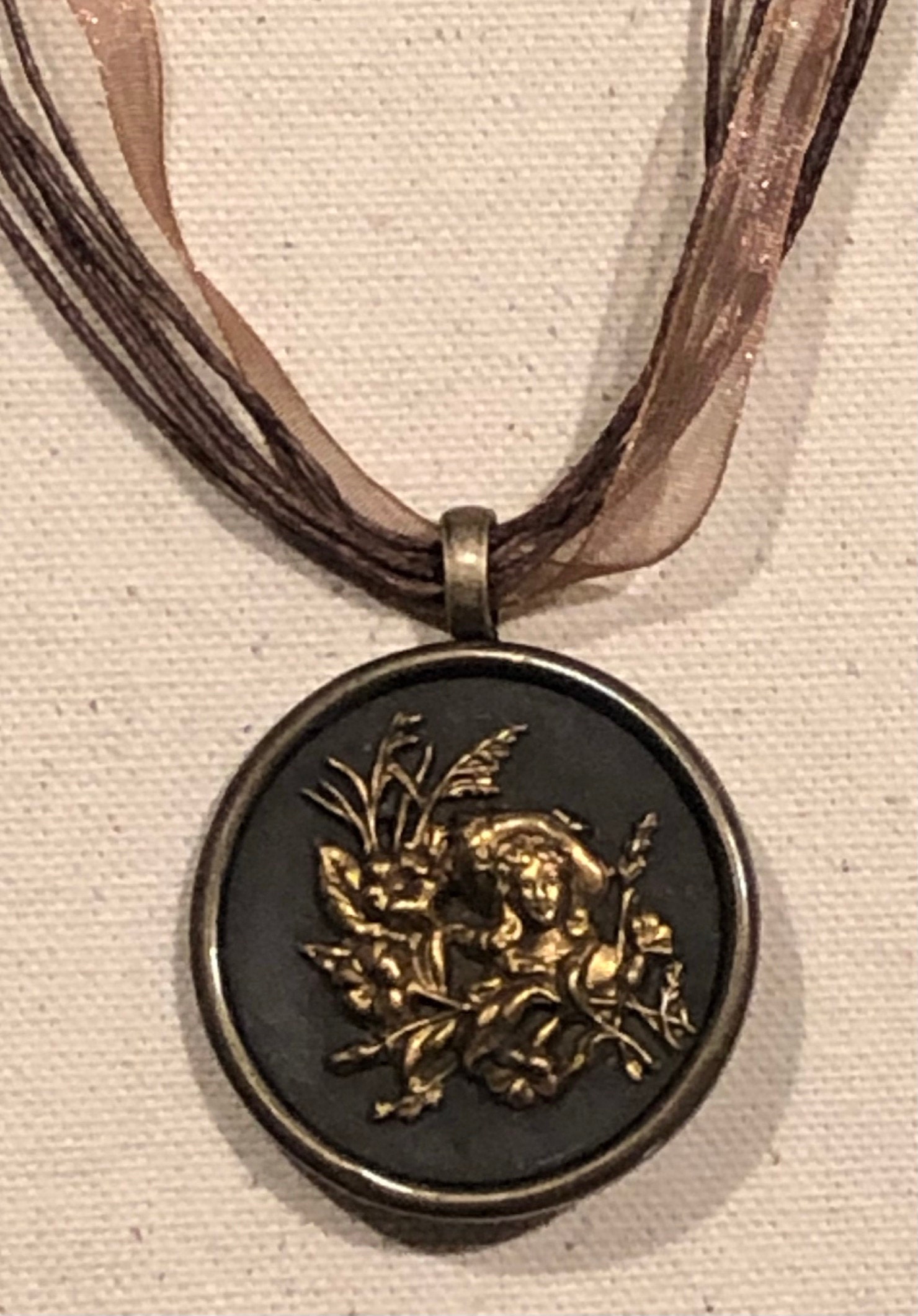 Antique Button Necklace - Picture Button of Lady With Flowers - Etsy