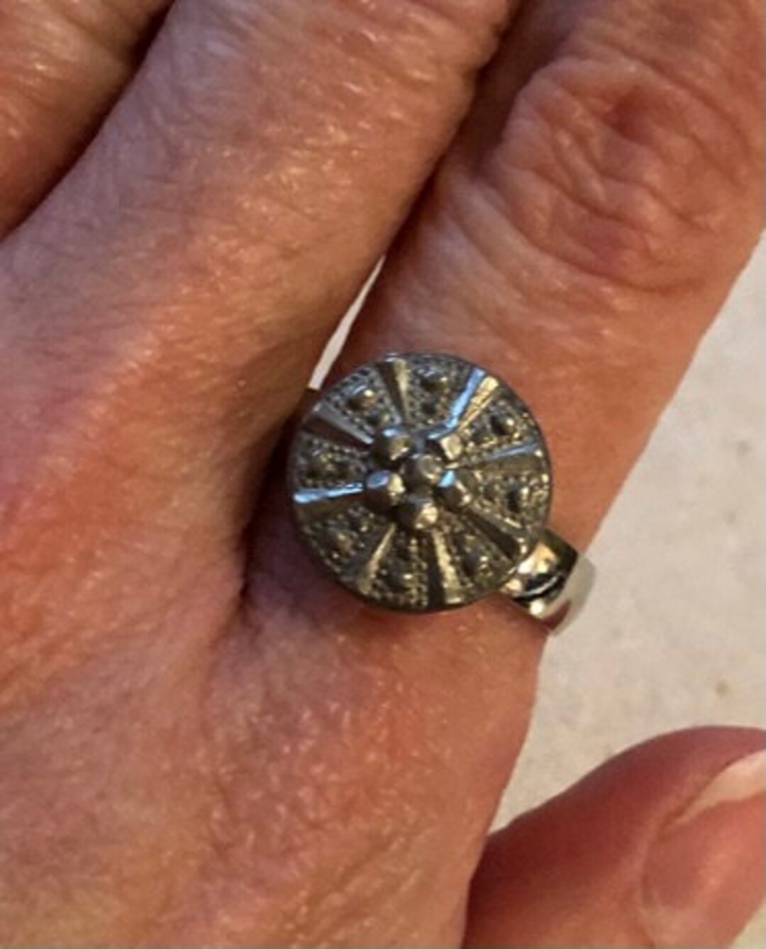 Antique Sunburst Button Ring bande réglable - Etsy France