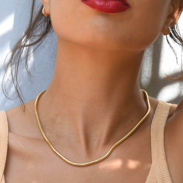 Omega Chain Necklace - Etsy