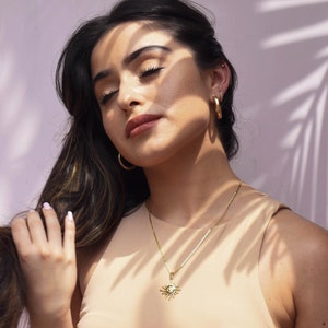 Dainty Gold Sun Necklace | 18k Gold Sun Dainty Chain | Dainty Sun ...