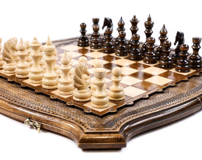 Backgammon and Chess Set, Luxurious HQ, Included ( 20