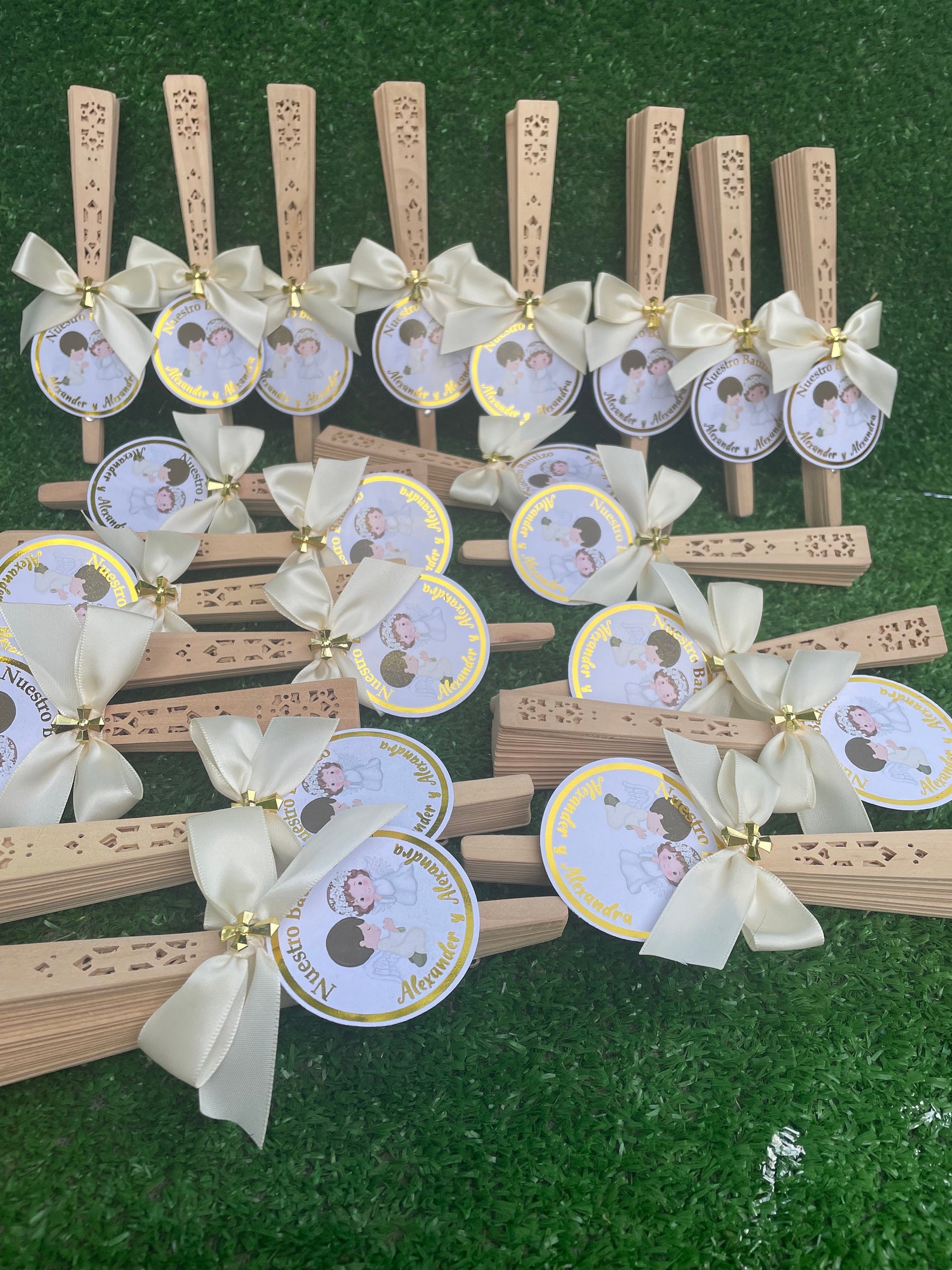 12 Pcs Wood Hand Fan Favor Personalized Any Theme. - Etsy