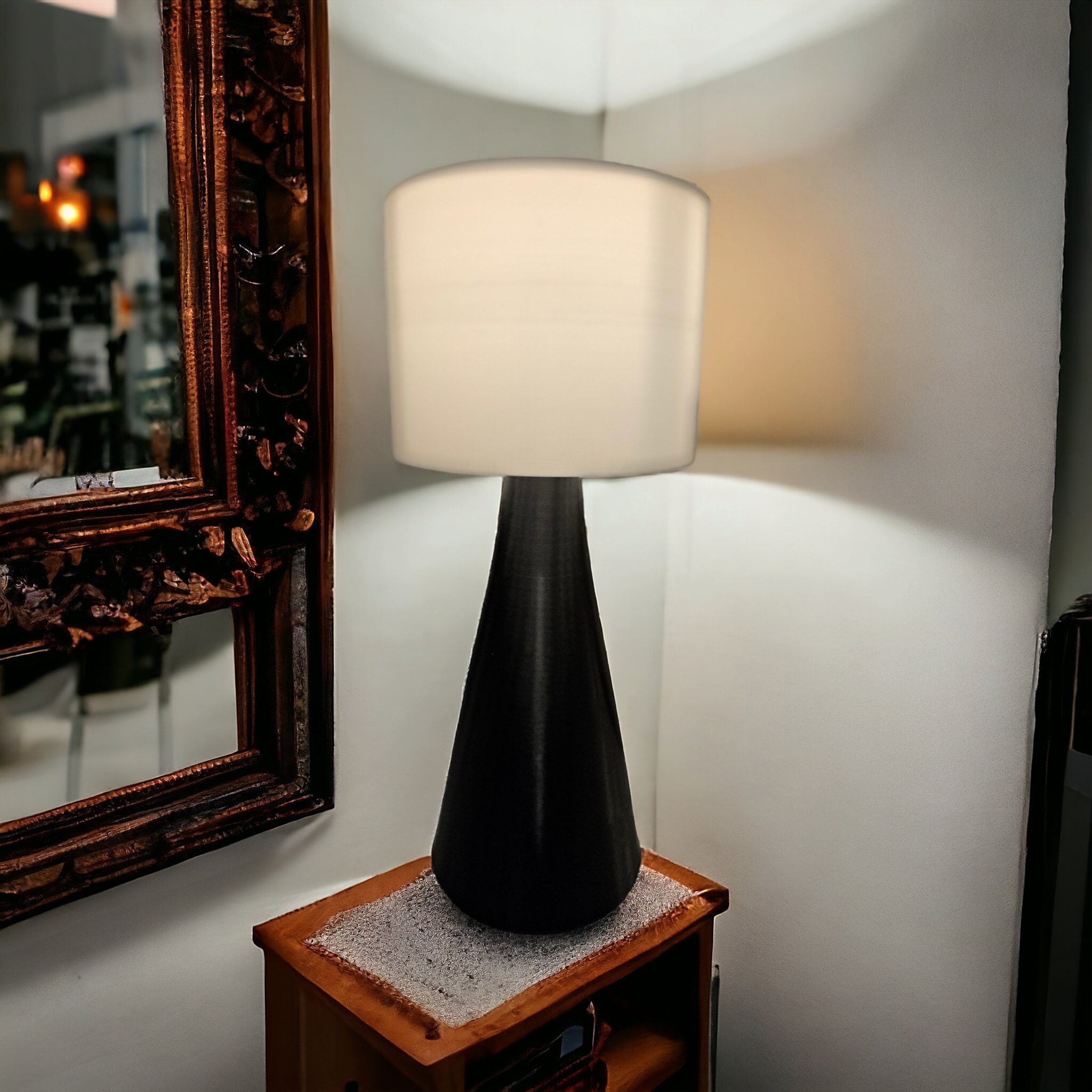 Simple Table Lamp Minimalist Simplistic Lamp With Shade Art Deco Lamp ...