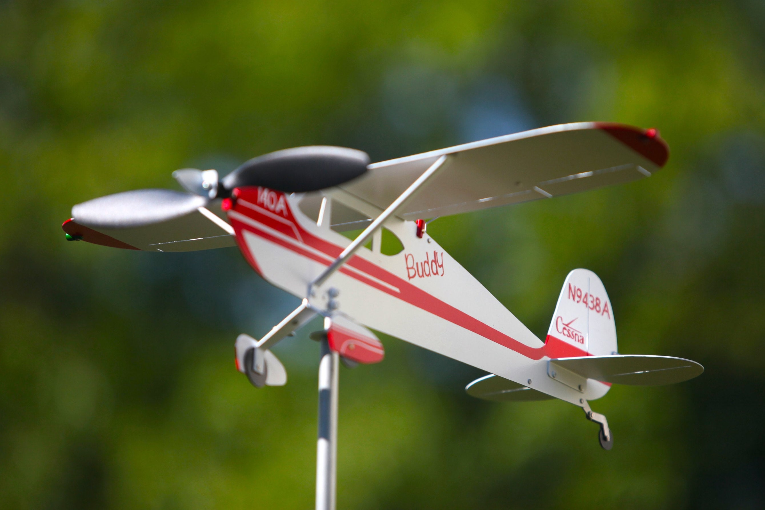 Cessna 140 Model Airplane Kit