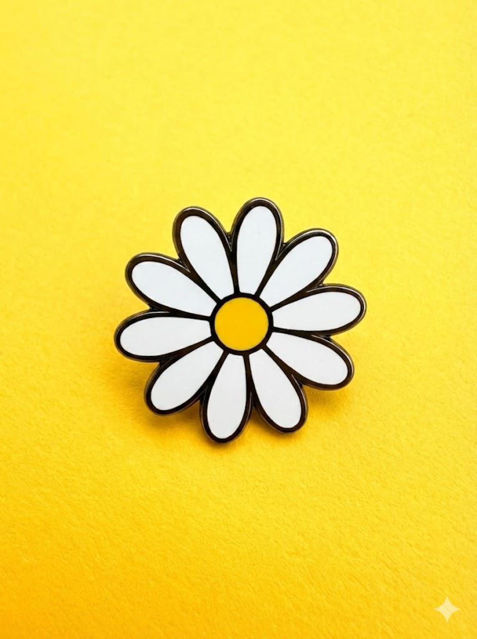 White Daisy Hard Enamel Pin Badge, a Great Gift for Flower Fairies! - Etsy