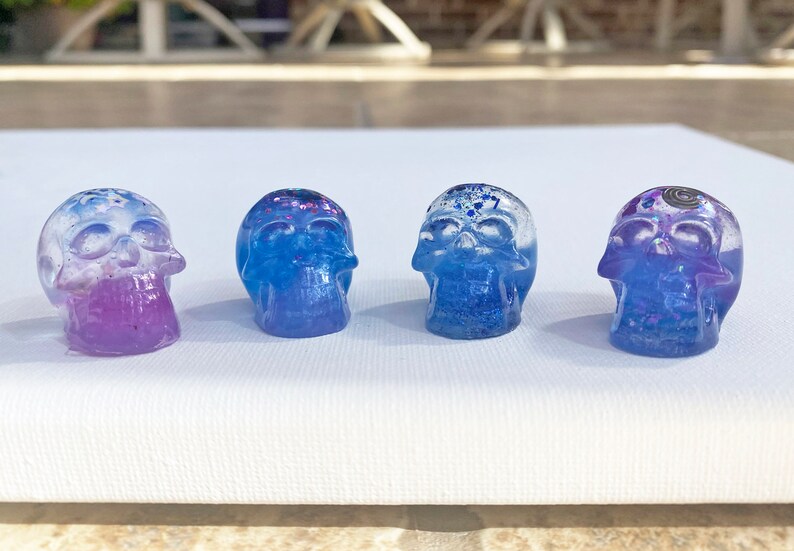 Mini Skulls Set, 4 Mini Skulls Blue and Pink With Holographic Silver ...
