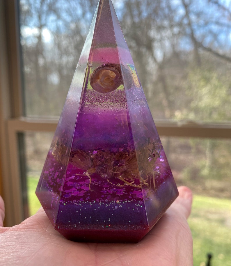 Real Wildflowers and Seashell in Resin Prism Room Decor, Pretty ...