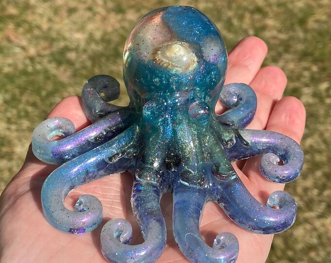 Resin Octopus With Real Seashell, Blue and Purple, Octopus Art, Gift ...