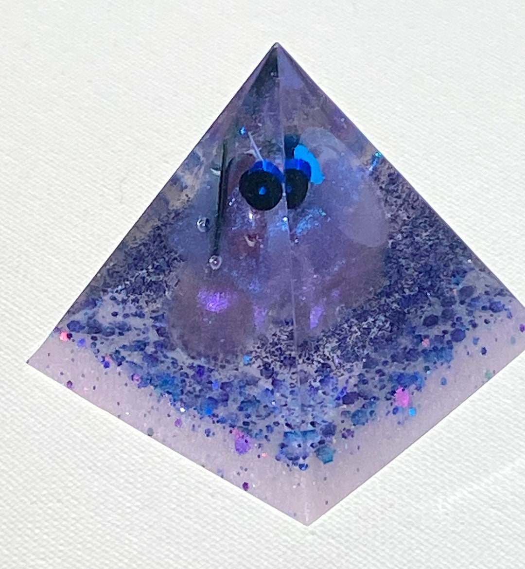 Purple and Lavender Pyramid With Holographic Skull - Etsy