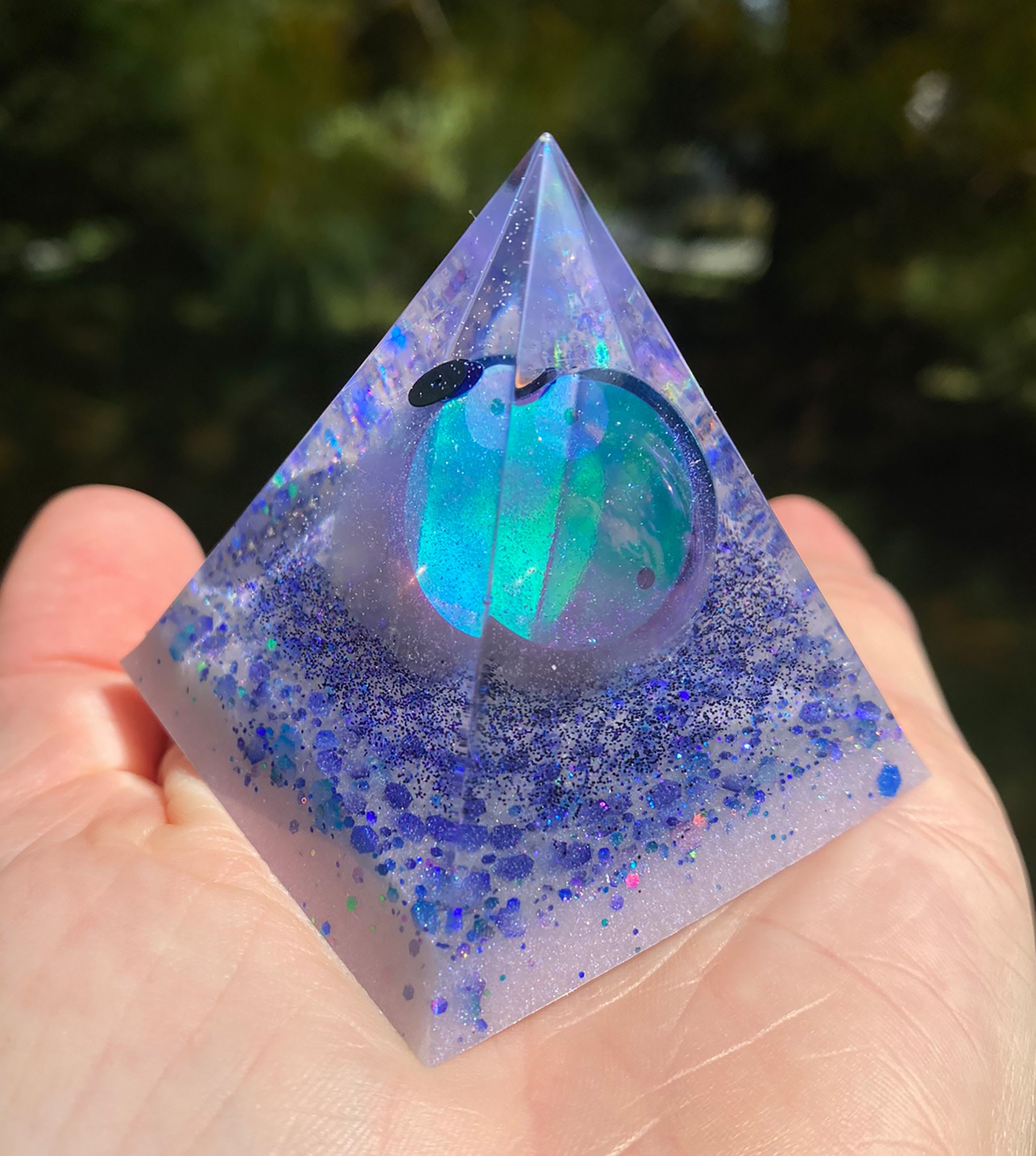 Purple and Lavender Pyramid With Holographic Skull - Etsy