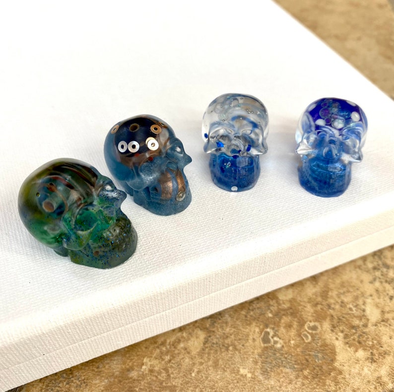 Mini Skulls Collection, 4 Mini Skulls Blue and Green Sparkle - Etsy