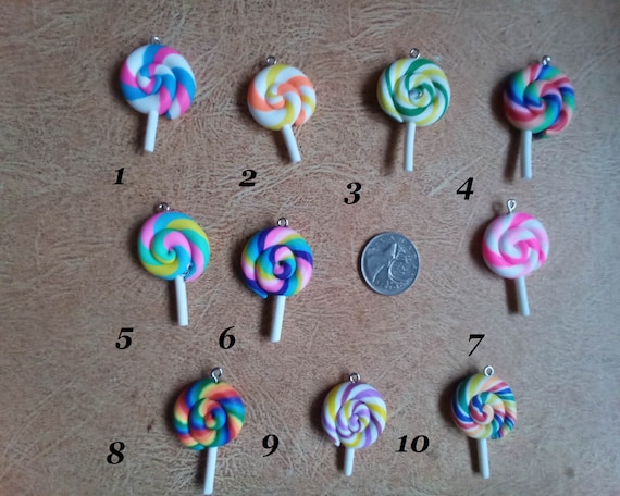 Mini Rainbow Lollipops