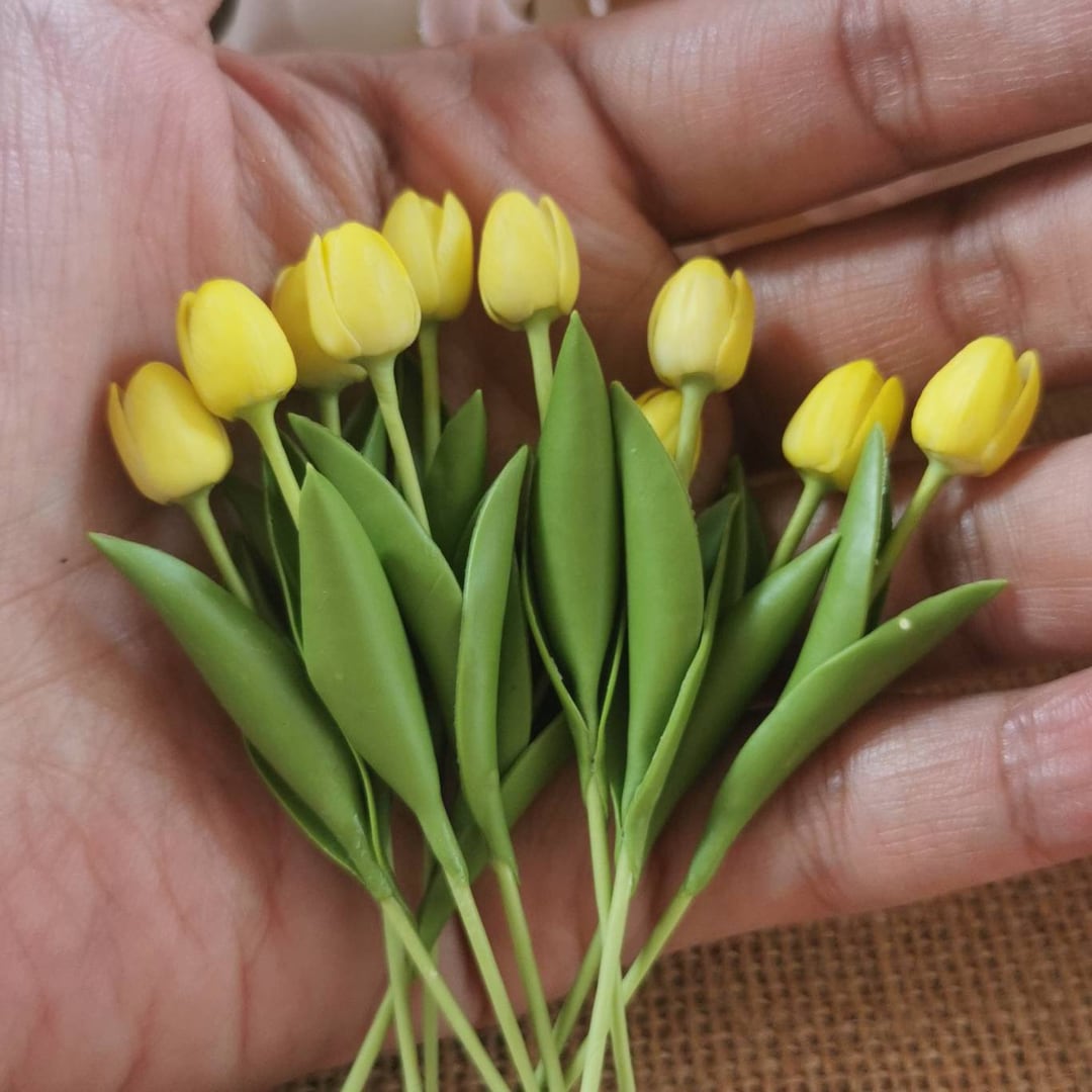 Mini Tulip Bunch of Flowers, Miniature Yellow Flower,mini Flower ...