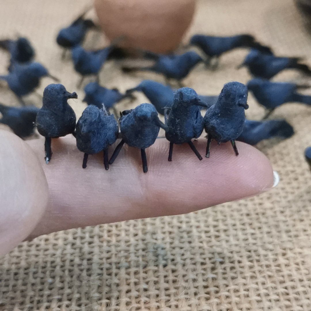 Handmade Miniature Black Crow Birds: Dollhouse Animal Crafts - Etsy