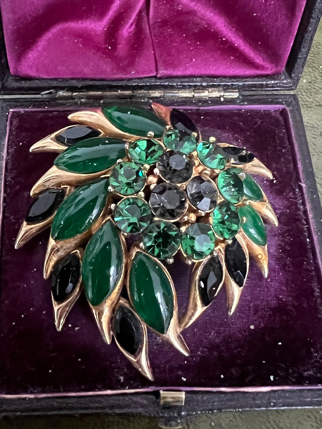 SOLD SUE Stunning Sphinx Brooch Glass and Metal - Etsy