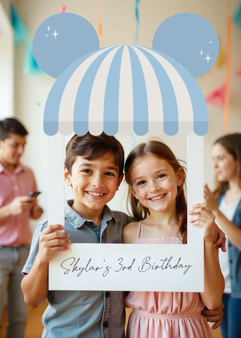 Printable Minnie Canopy, Disneyland Birthday Party Photo Booth Prop ...