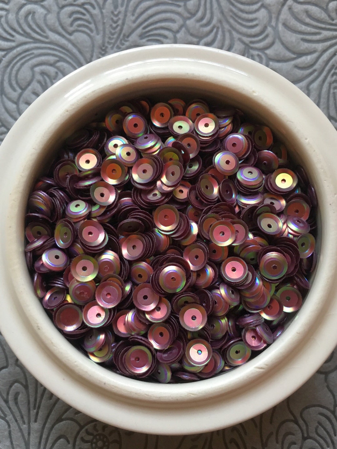 7mm Bowl Shaped Sequins, 4mm Indian Pink Black Flat Round Sequins 10 ...