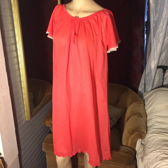 Vintage Red Nightgown S/M, Comfortable Sleepwear, Vin… - Gem