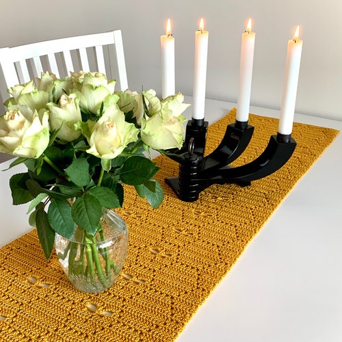 Flower Table Runner Crochet PATTERN - Etsy