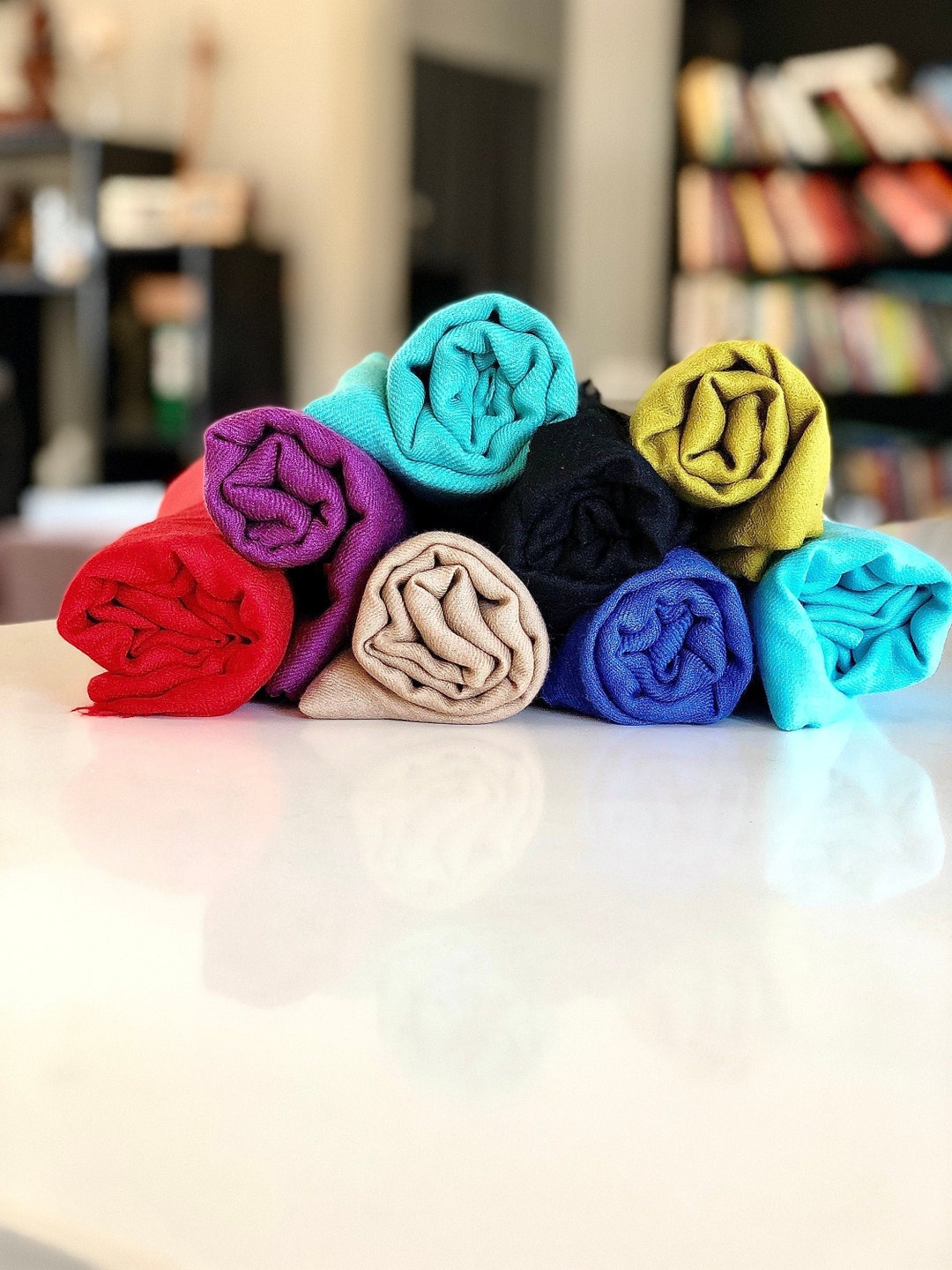 Hand-loomed Kashmir Pashmina Shawl: Fine Cashmere Wrap, Natural Fiber ...