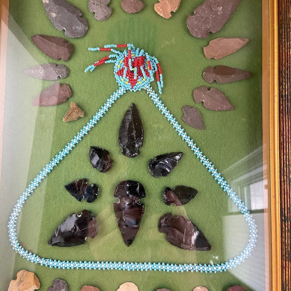 Arrowhead Display - Etsy