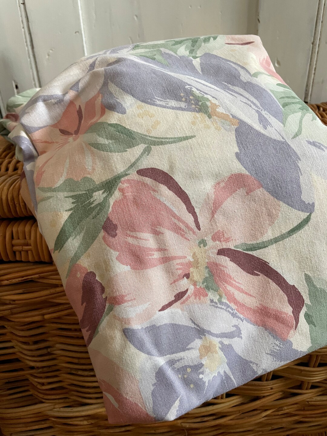Vintage Sheet Farmhouse - Etsy