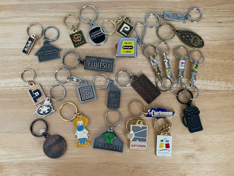 Keychain Collection Vintage Travel Souvenirs Company Promo for ...