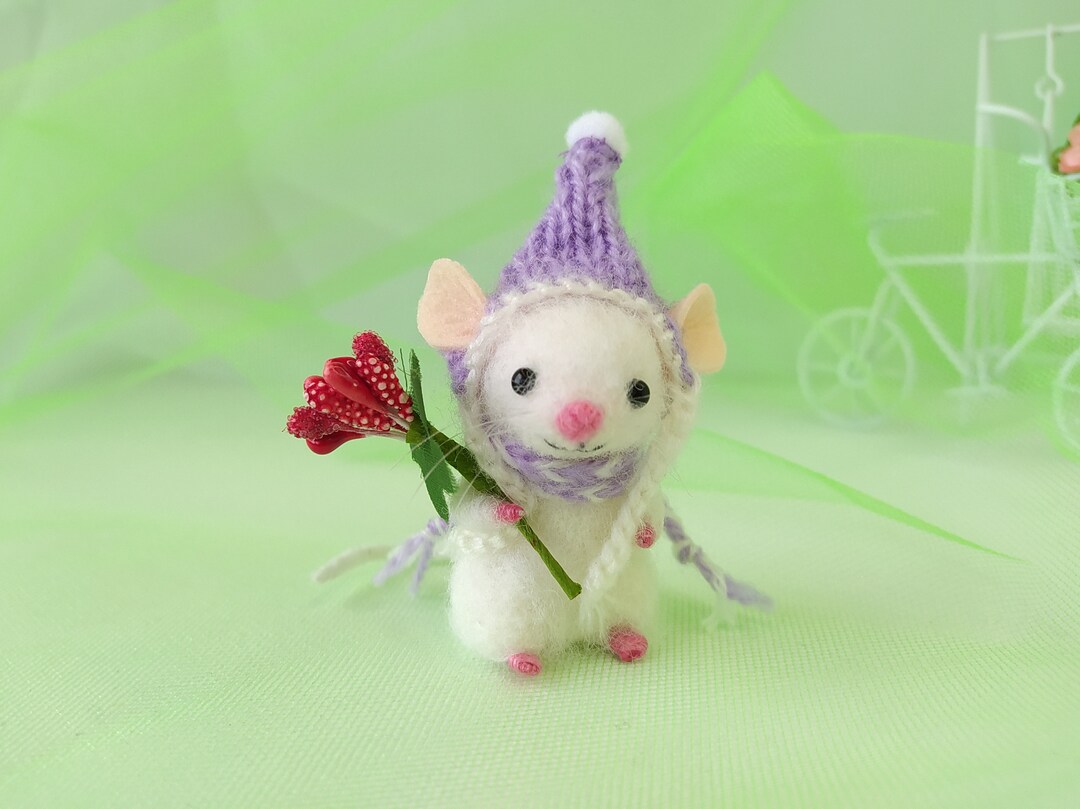 Needle Felted Miniature White Mouse, Christmas Mouse - Etsy