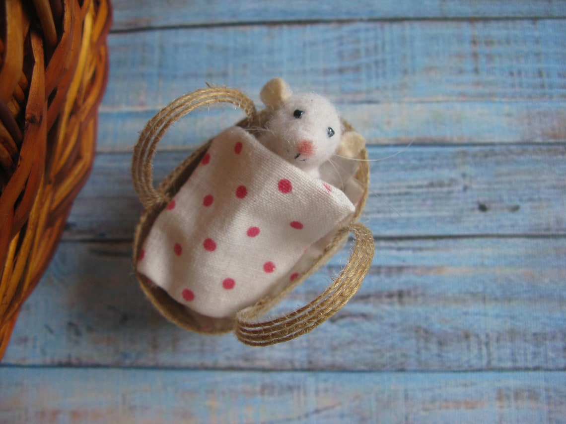 Sleeping Miniature Mouse Felt Gift Mouse Rodent Figure - Etsy