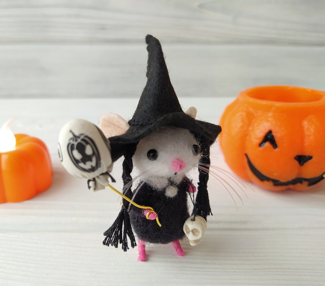Needle Felted Halloween Mouse: Spooky Witch Decor - Etsy