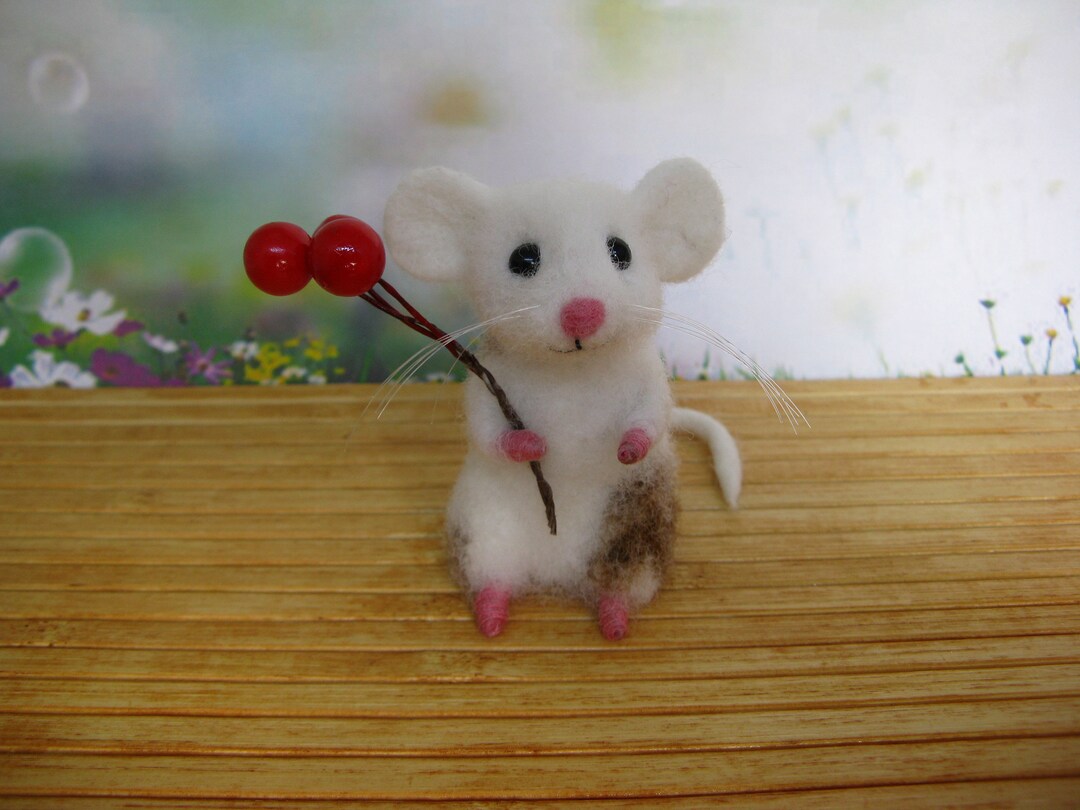 Miniature Felted Mouse, Toy for a Dollhouse - Etsy