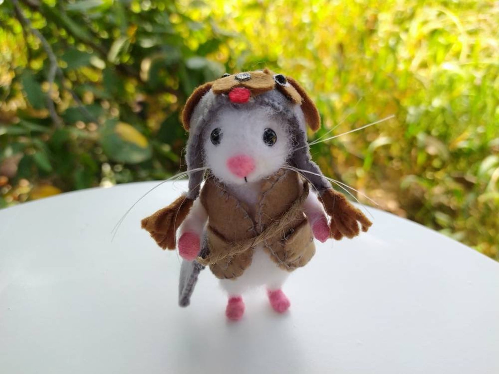 Needle-felted Mouse in a Dog's Hat. White Miniature Mouse | Etsy