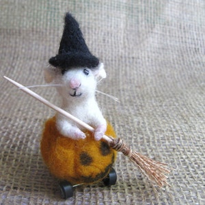 Little Mouse Made of Felt. Halloween Decor - Etsy