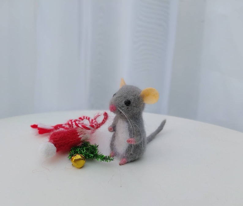 Needle felted miniature gray mouse Christmas mouse | Etsy