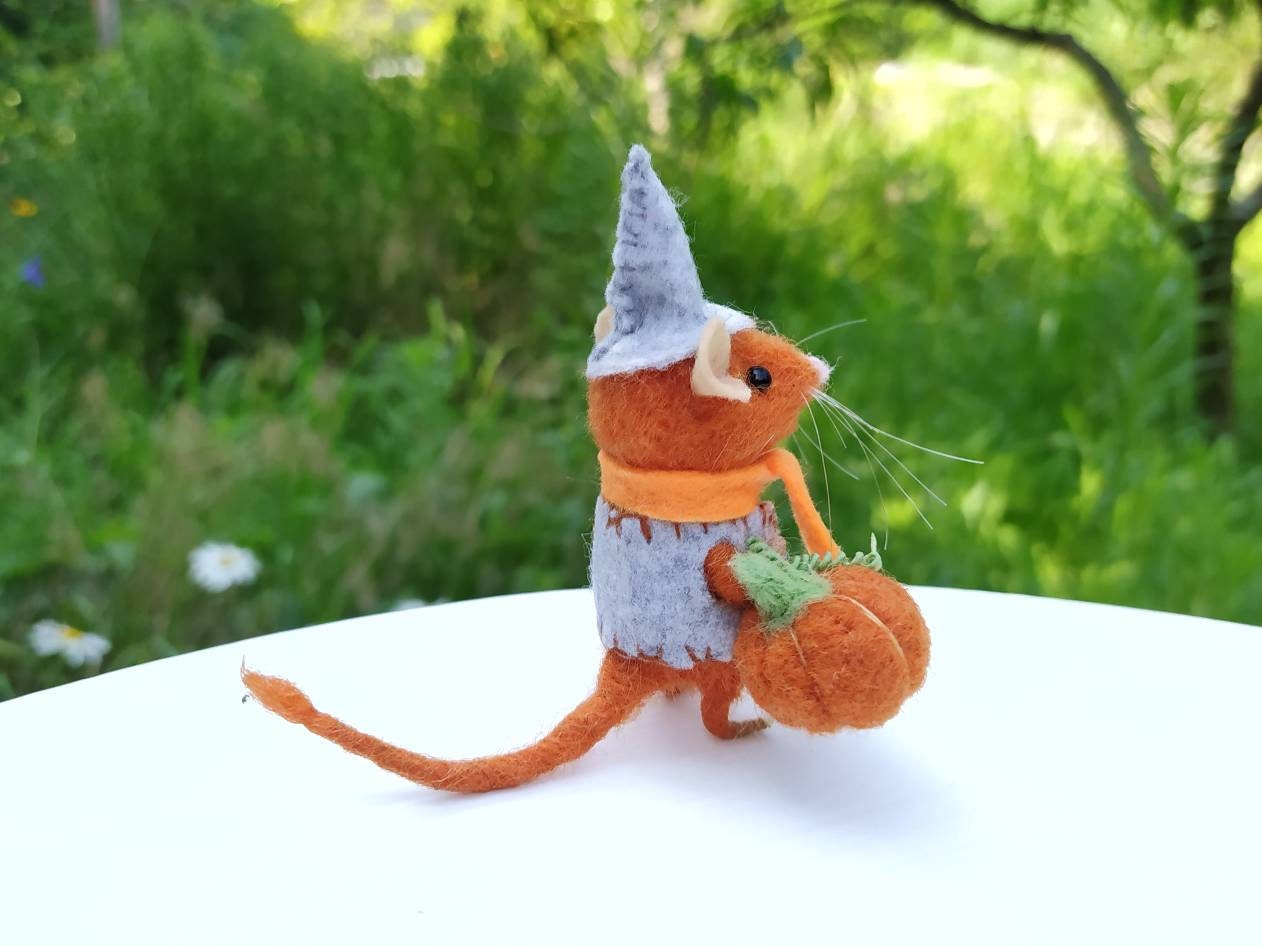 Felt mouse Halloween decorations needle felted animal | Etsy