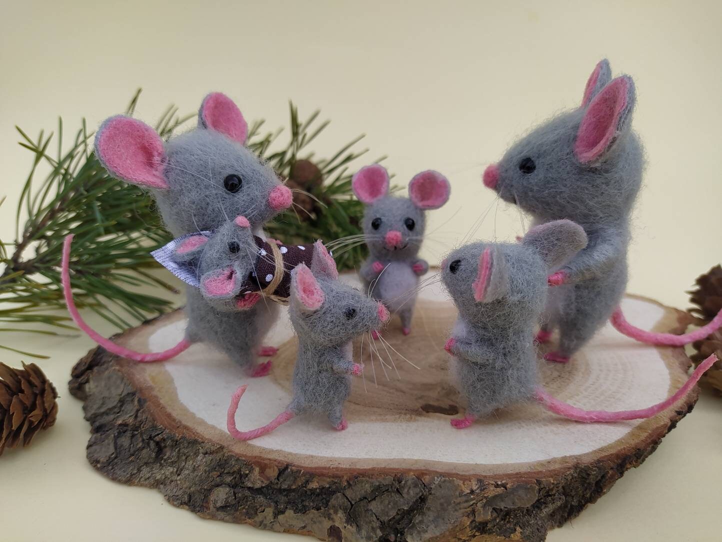 A Set of a Family of Gray Felt Mice for a Dollhouse - Etsy