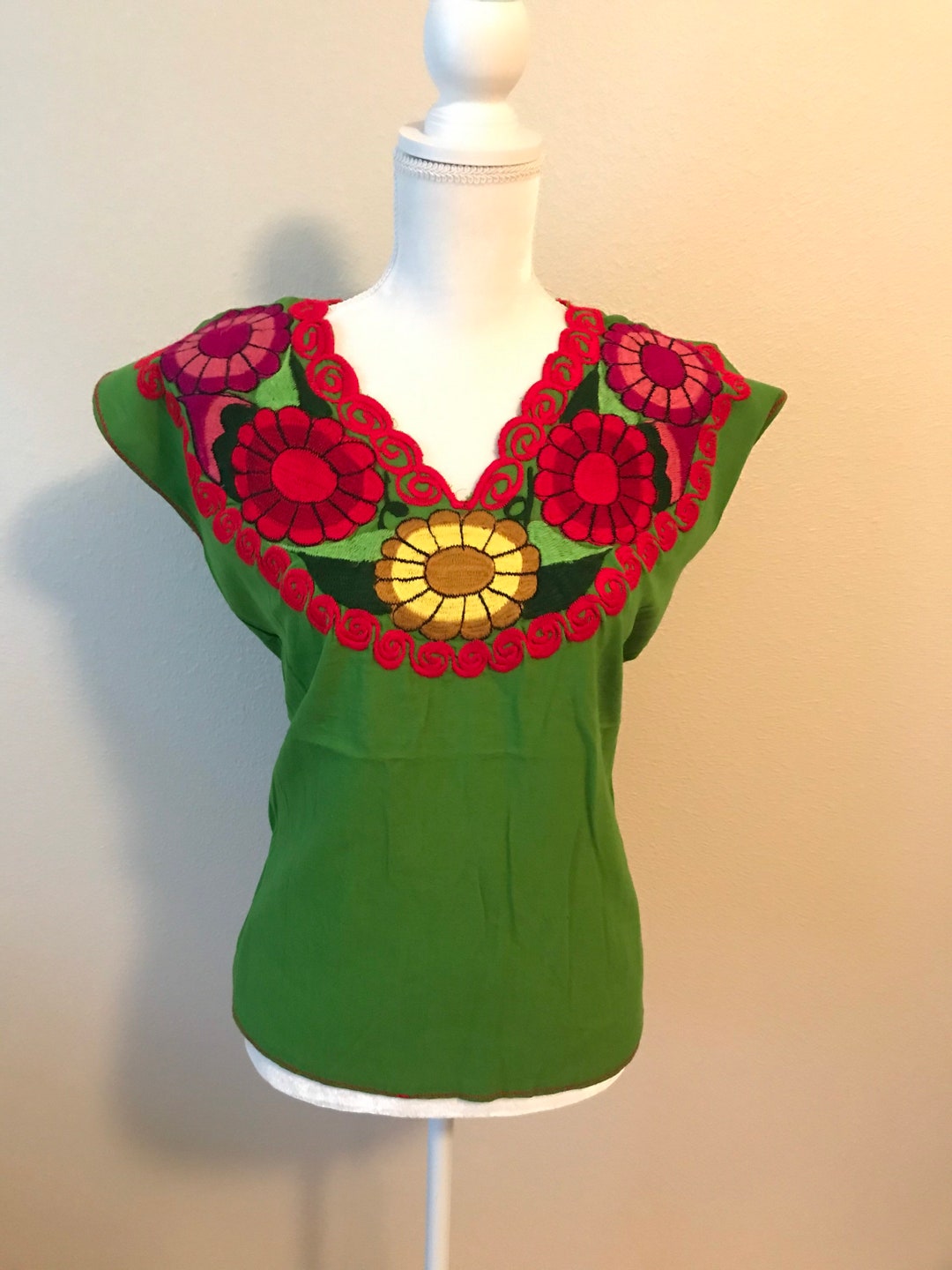 Embroidered Blouse | Handmade Guatemalan Women's Flower Top- GIFT - Etsy