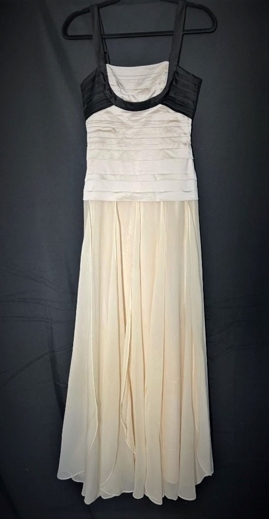 BCBG Long Silk Gown in Size 6 - Etsy