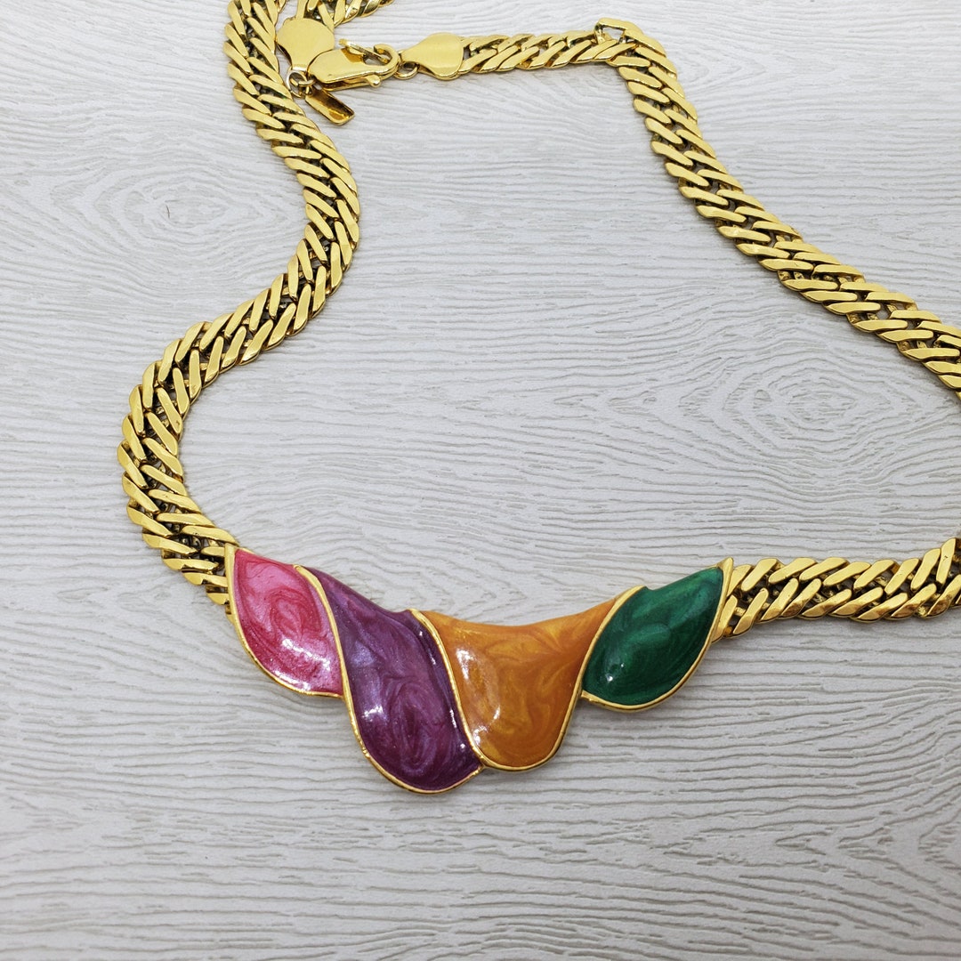 Vintage Signed L.R. Lady Remington Gold Tone Necklace - Etsy UK