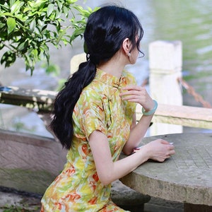 Summer Oil Painting Qipao, Side Pankou Open Closure Vintage Vivid ...