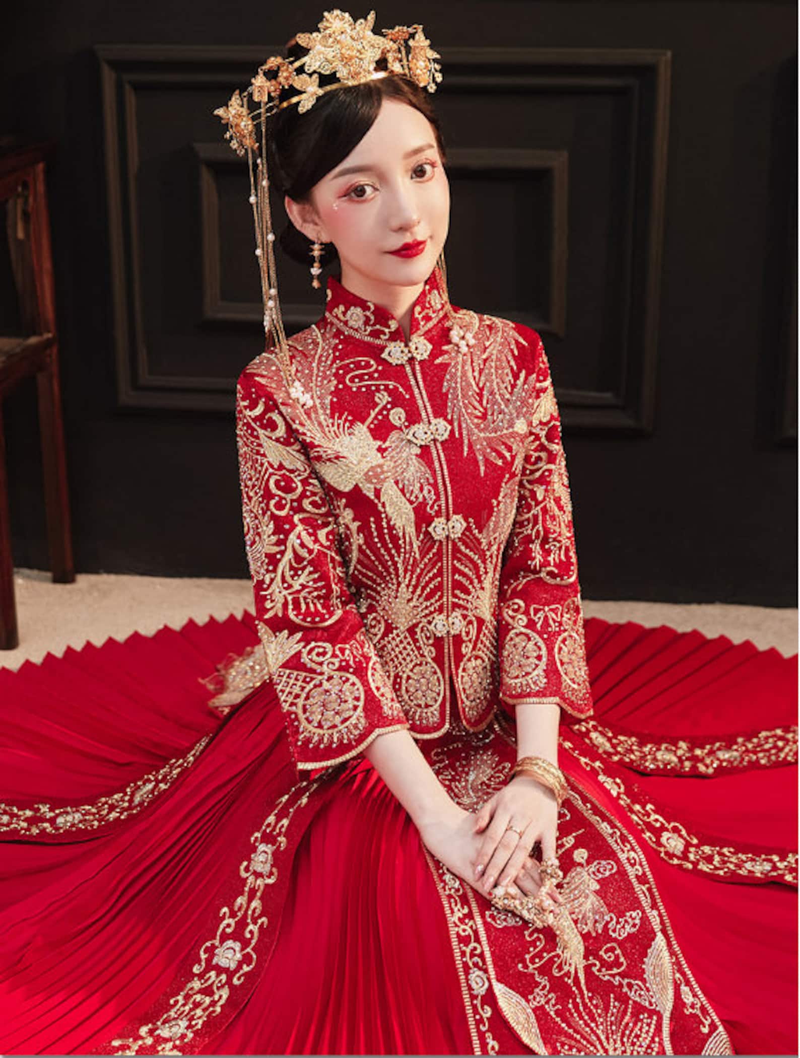 Traditional Chinese Bridal Red Wedding Xiuhe Dress,茹茵 Embroidery ...