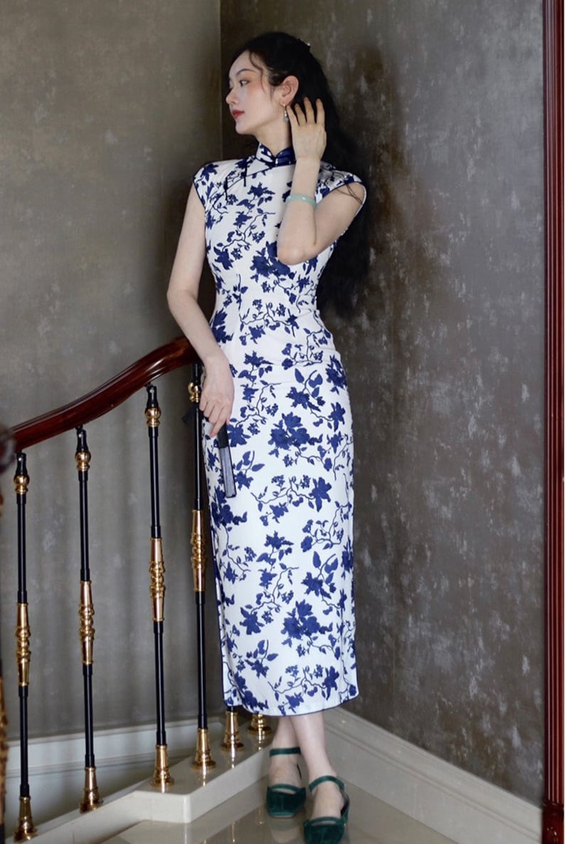 Premium Cut Cultural Young Lady Qipao， Side Pankou Open Closure 真襟平肩 ...