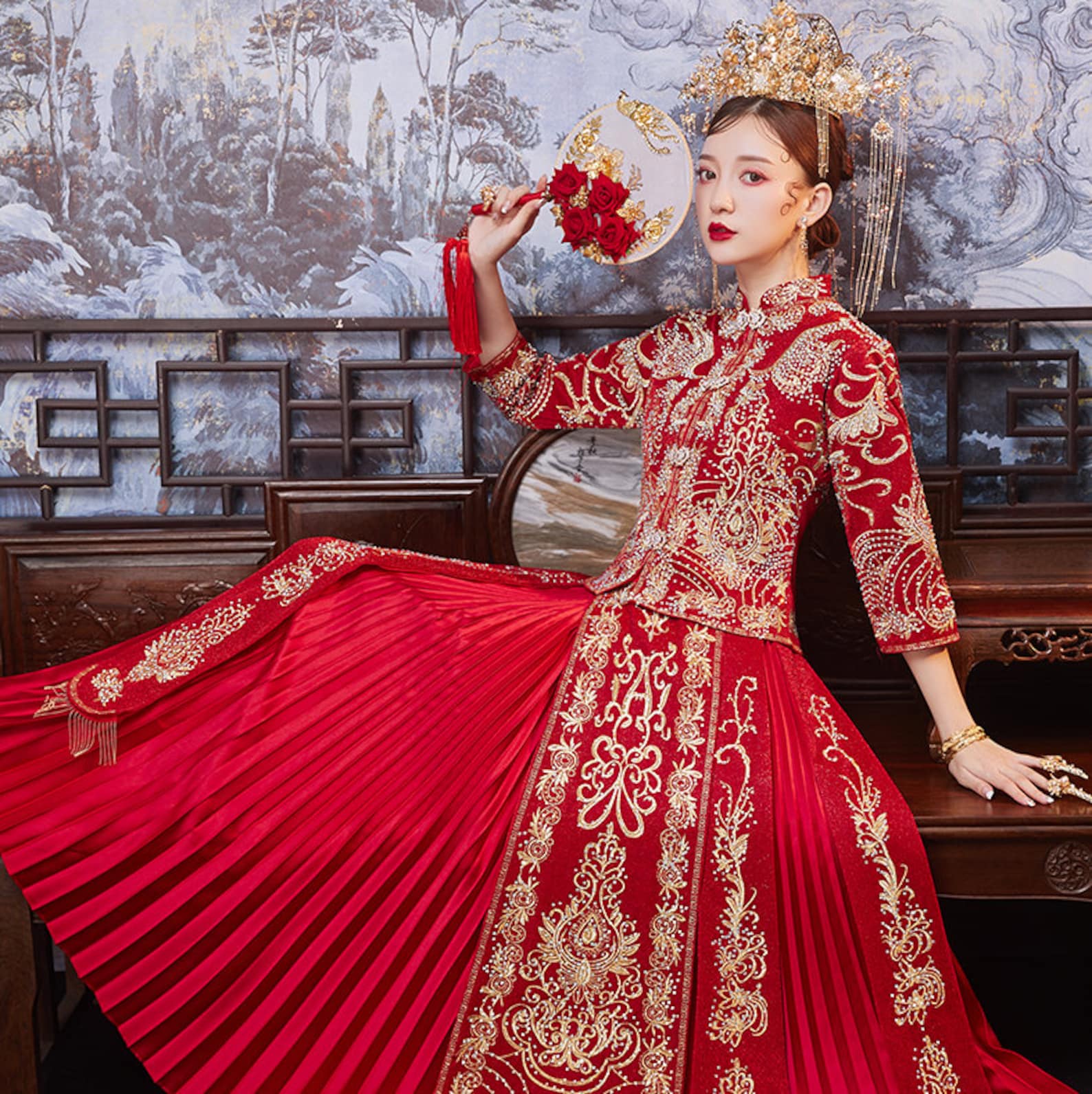 Traditional Chinese Bridal Red Wedding Xiuhe Dress,诗音 Embroidery Flower ...
