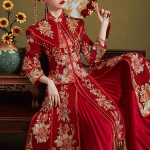 Traditional Chinese Bridal Red Wedding Xiuhe Dress, 红妍惜君 Classic ...