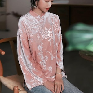Traditional Cut Autumn China Cheongsam Top Chinese Tang Blouse, Gentle ...