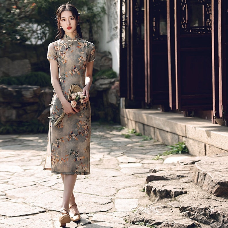 Traditional Chinese Cheongsam Dress China Qipao Painted 寒梅 - Etsy UK