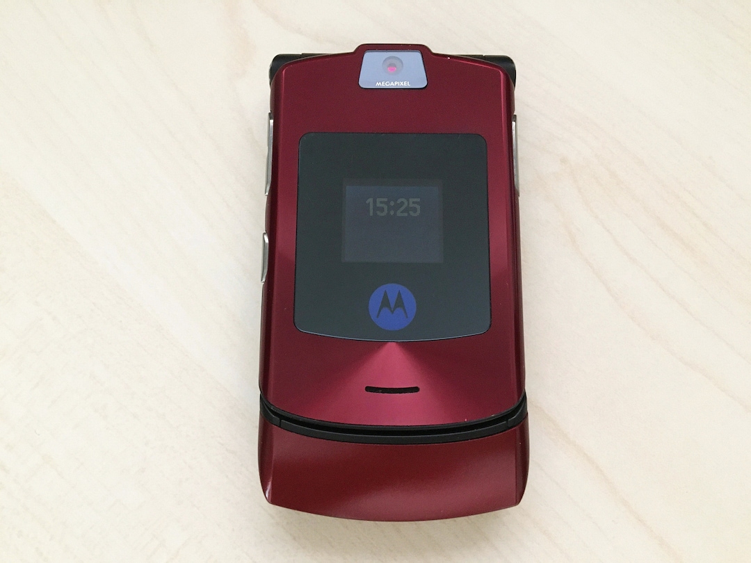 Motorola RAZR V3i Maroon RED Very RARE Color Excellent Condition - Etsy