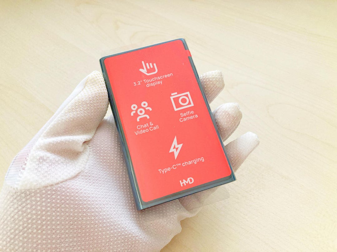 HMD Touch 4G – Nokia Hybrid Device – Compact Phone Like an Ipod – EU ...