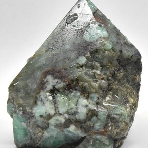 Green Emerald Rough in Rock Matrix Carved Into Point 68mm 325g ...