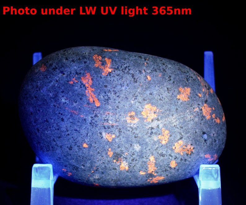 Nice Glowing Under UV Syenite Yooperlite Specimen from Lake | Etsy